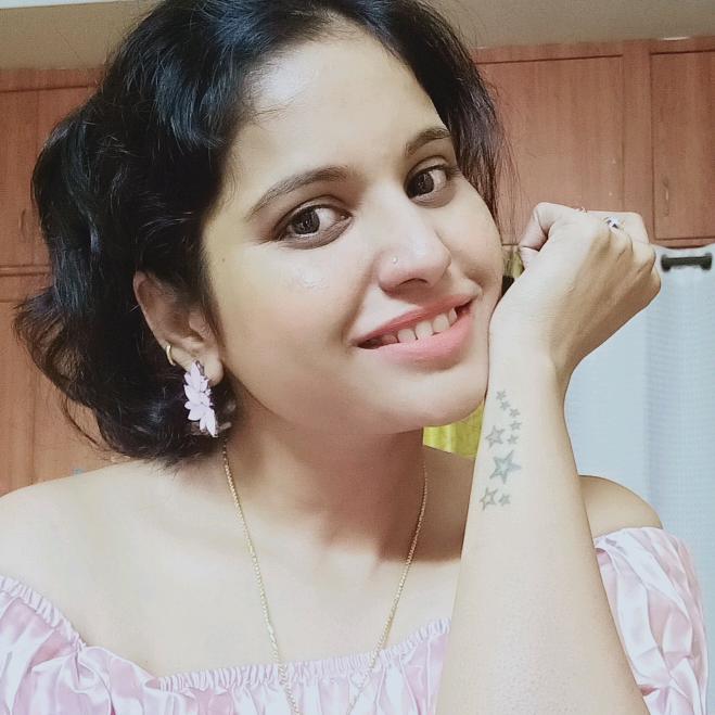 Pettybow - @mobetty TikTok Analytics | Profile, videos & hashtags | Exolyt